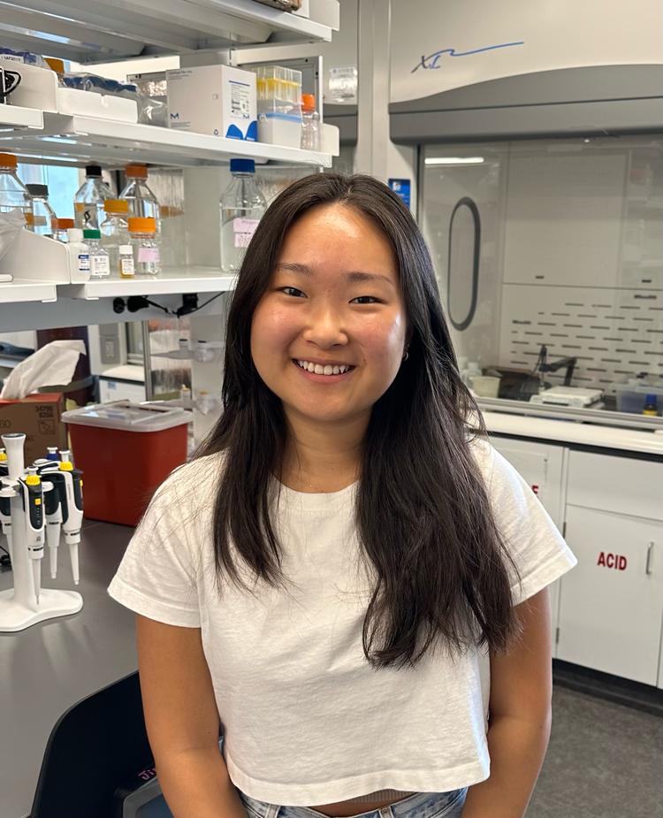 Emily Lee | Jimah Lab